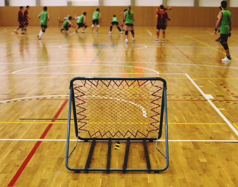 Découvrez les règles du tchoukball, le nouveau sport à la mode